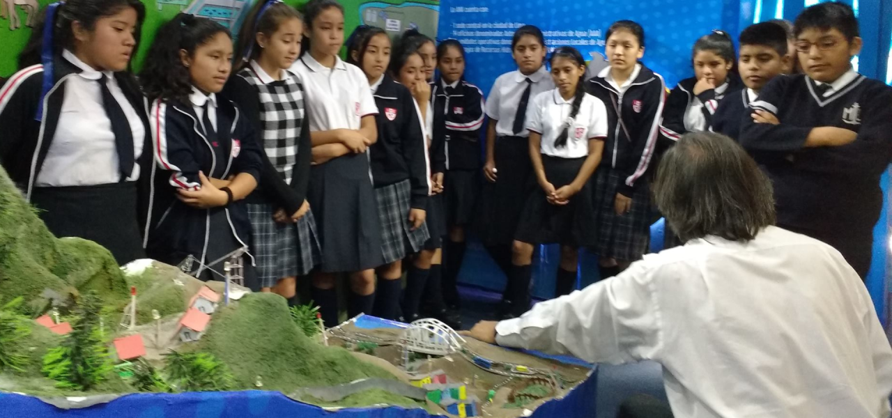 Nosotros | Institución Emblemática Melitón Carvajal